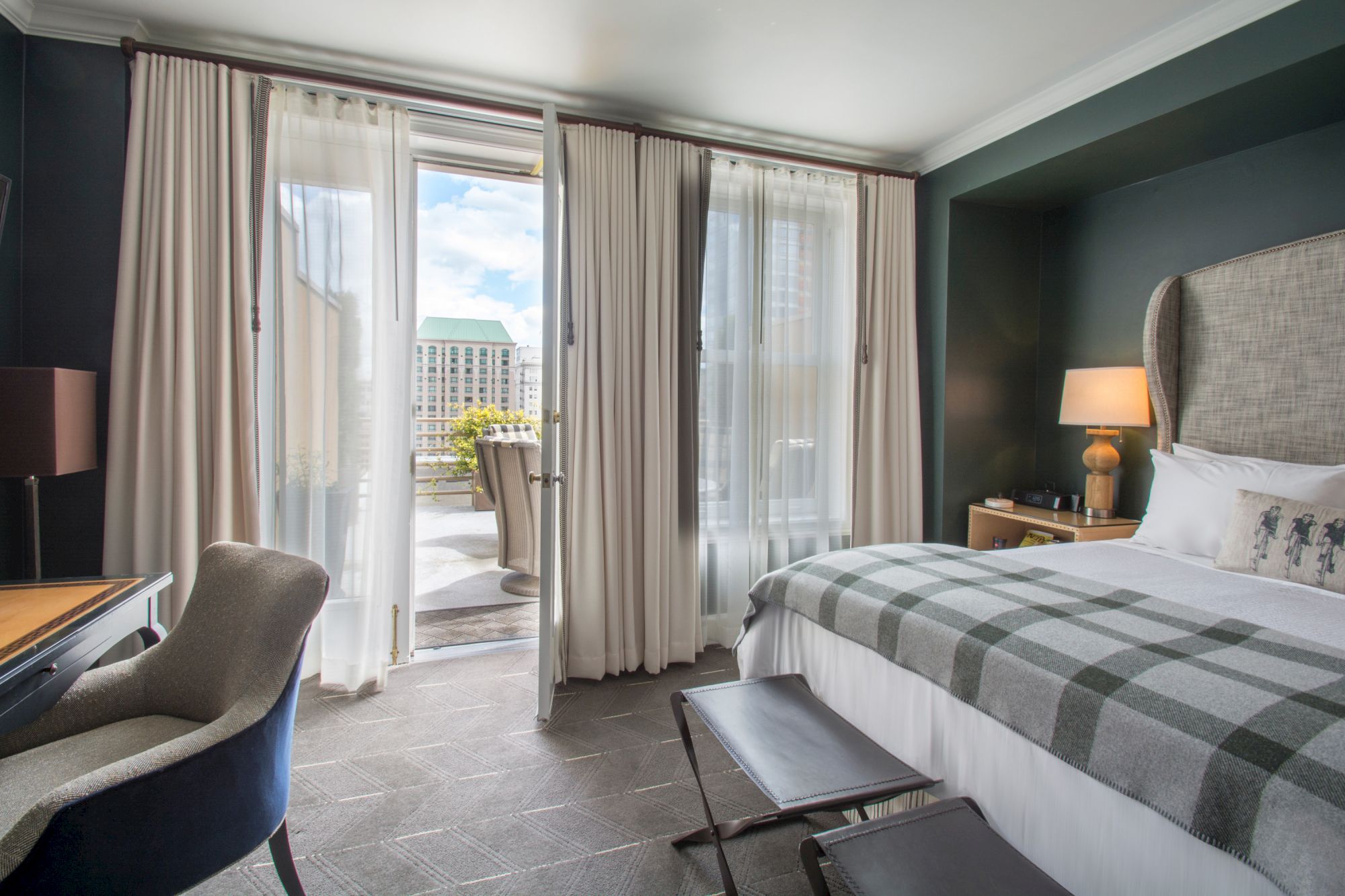 Sentinel | Historic Downtown Portland Luxury Hotel